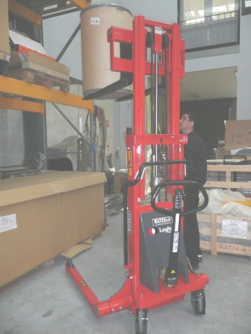 Logitrans Manual Stackers – Maverick Equipment